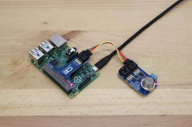 I2C Shield for Raspberry Pi 4, Pi 3, & Pi 2 with Outward Facing I2C ...